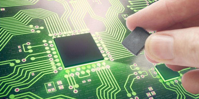 What is Very Large Scale Integration (VLSI)? Characteristics and ...